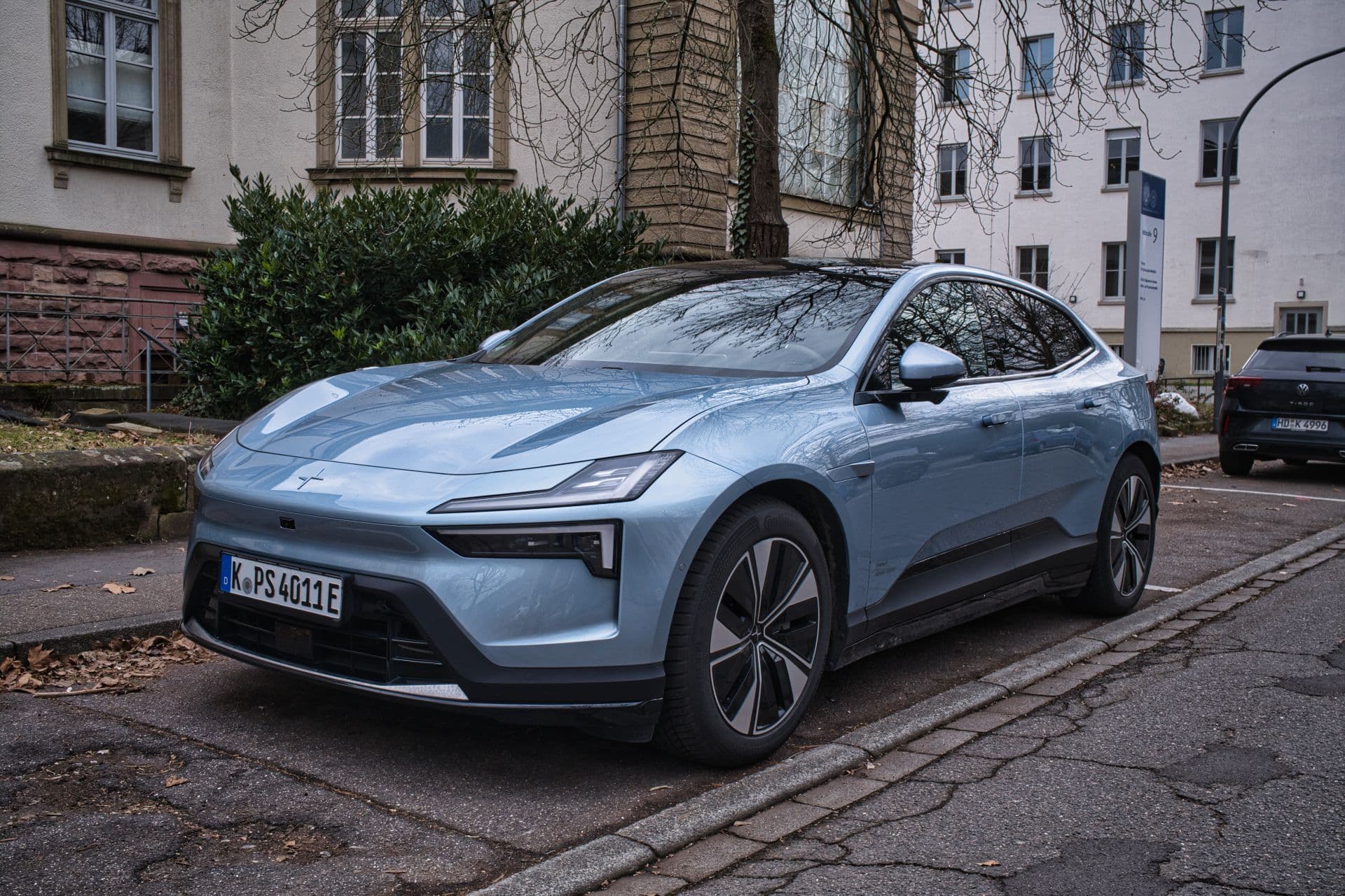 Polestar 4 im Test: SUV-Coupé mit eigenständigem Design