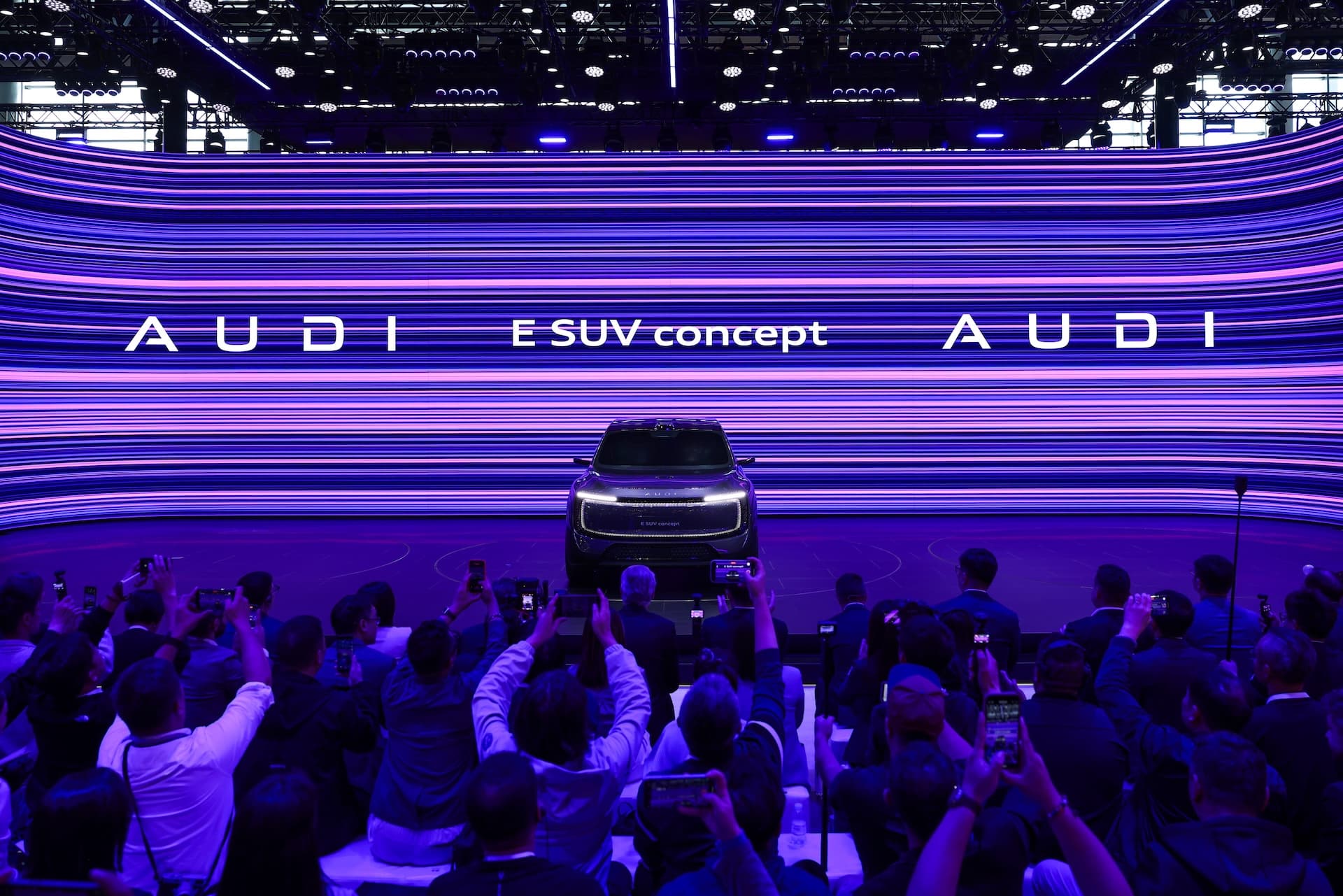 Audi präsentiert E-SUV AUDI E7X für den chinesischen Markt